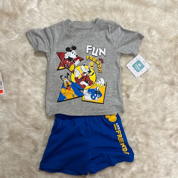 Disney | Matching Sets | Mickey Mouse Boys Outfit | Poshmark